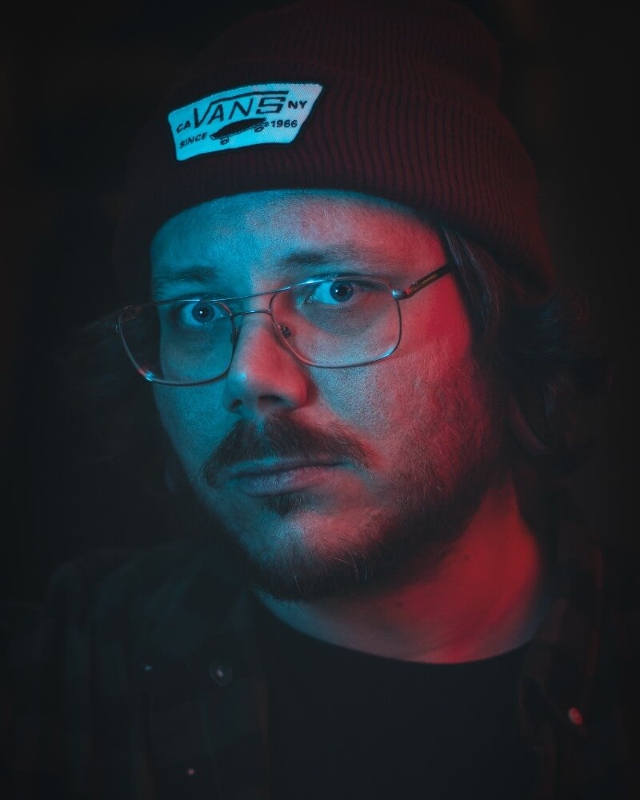 Artist interview with Emil - Bloodstrokes - StickerApp